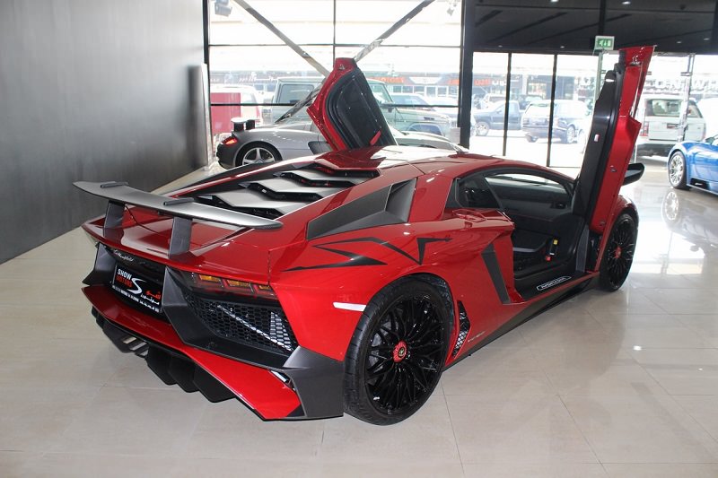 لمبرجيني افنتادور SV 2015 | ArabGT